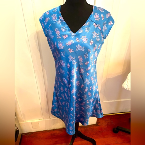 Disney | Intimates & Sleepwear | Disney Winnie The Pooh Floral Negligee ...